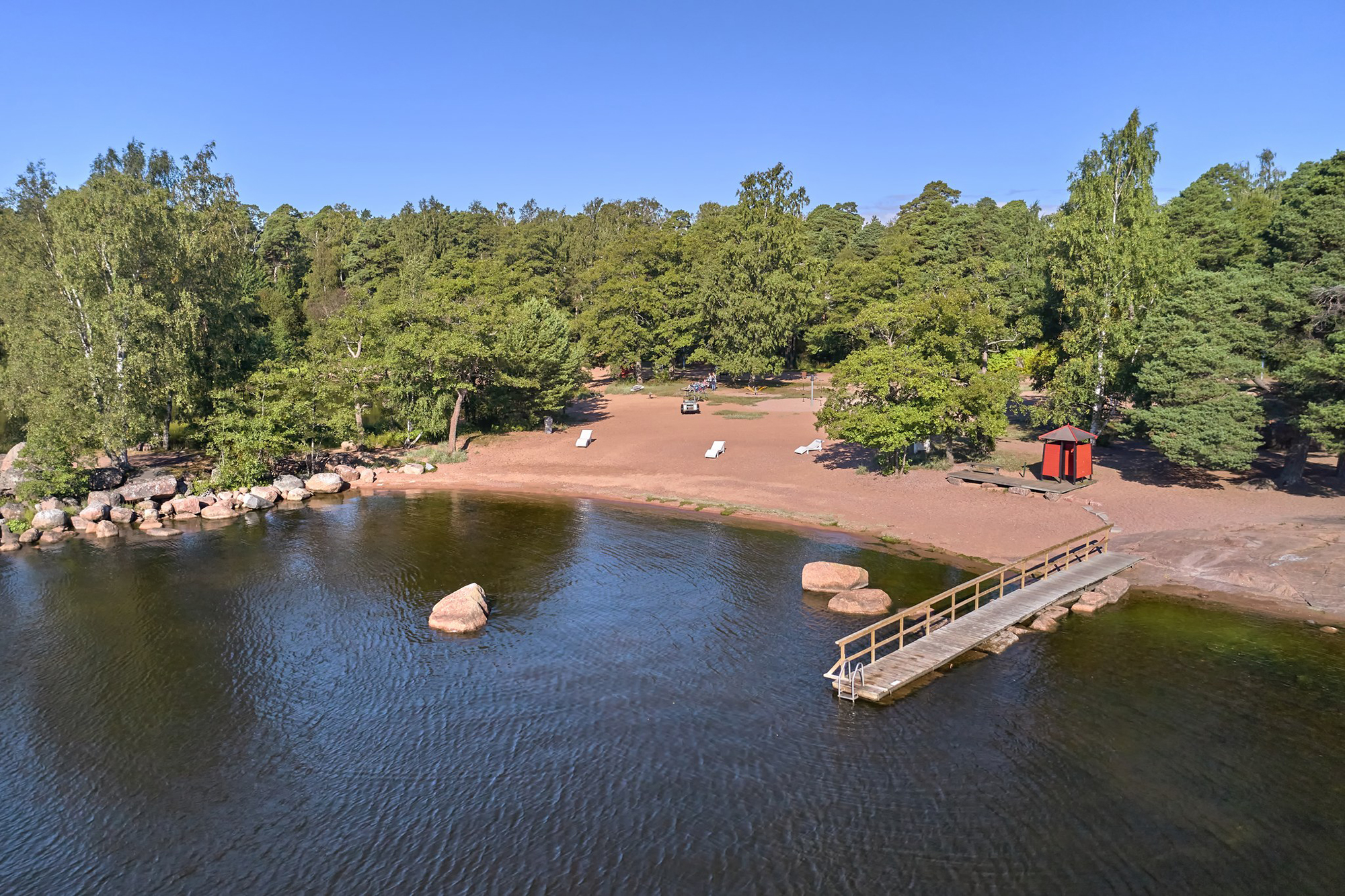 Tupakointi on kielletty uimarannoilla ja leikkipuistoissa | Kotkan kaupunki